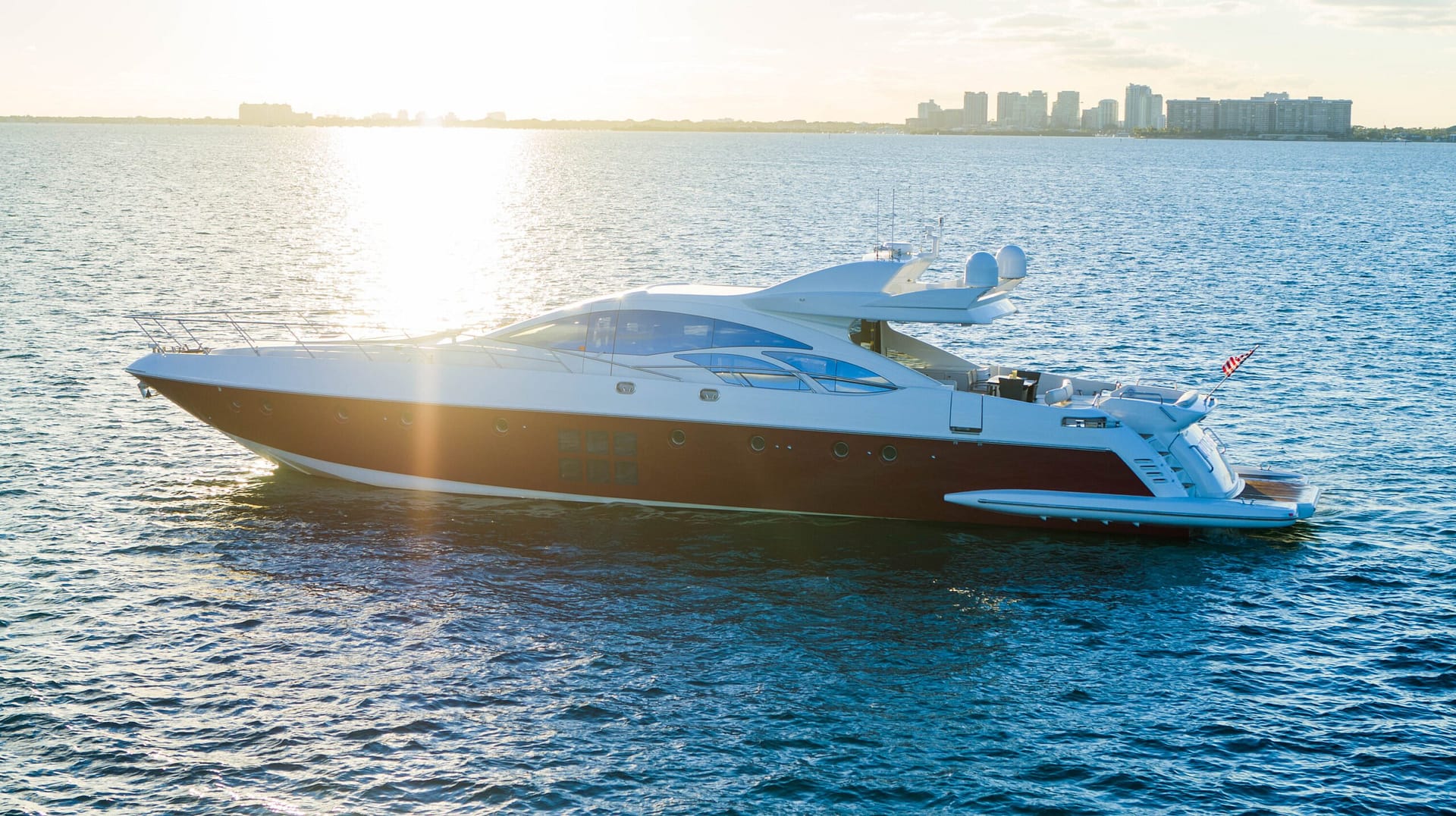Yachts For Sale Miami - Buy A Yacht & Boat In Miami Florida