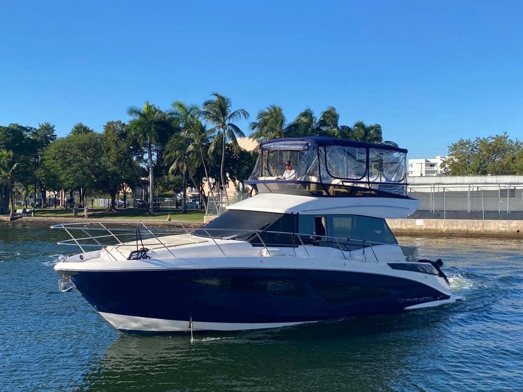 Small Boats Miami - Book Regal 45' - Yachts In Florida